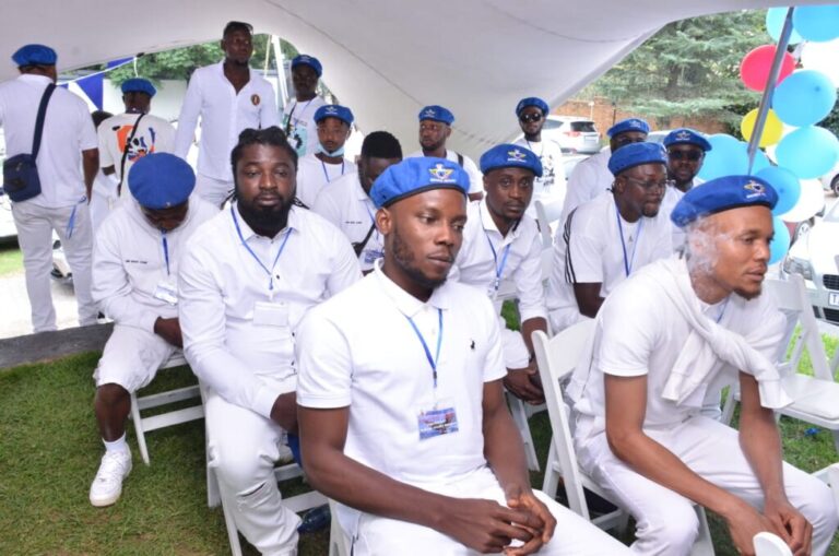 Orientation to Avians in S. Africa – The Aviary Club of Nigeria